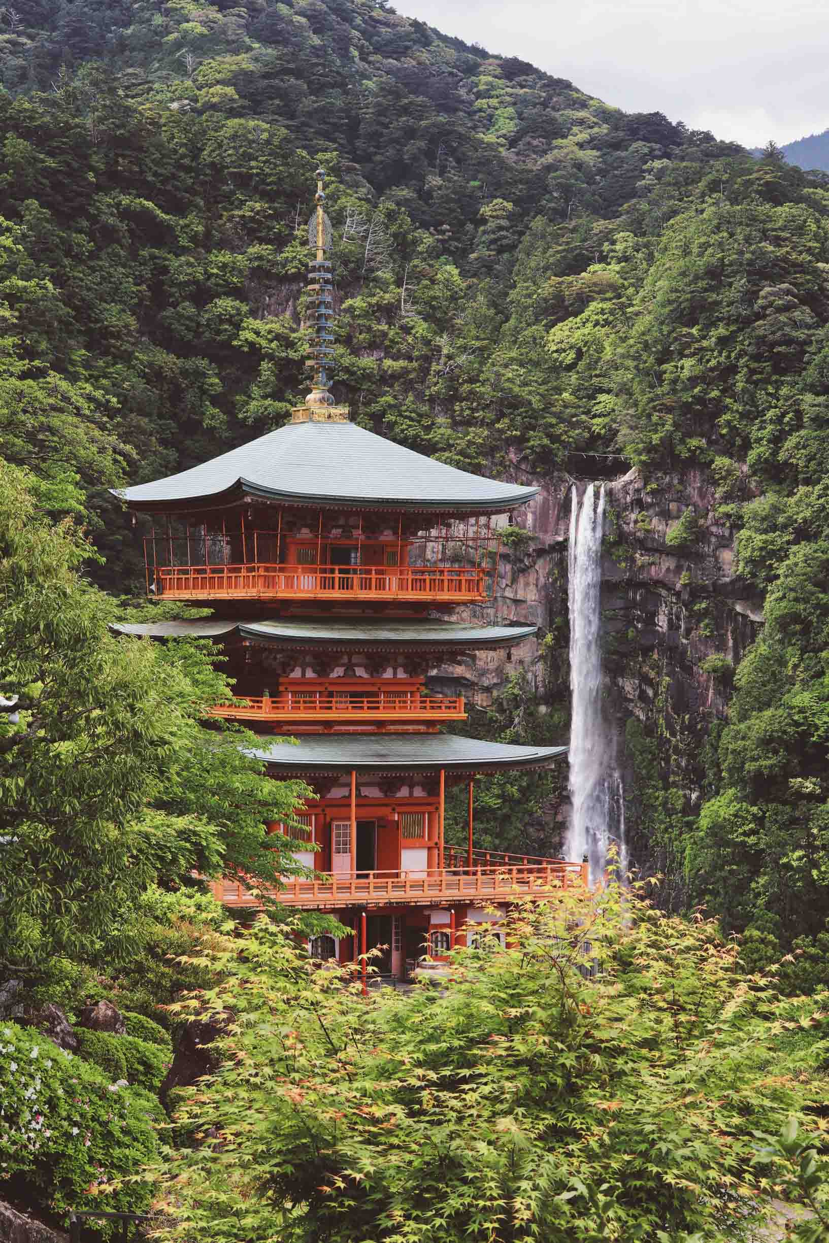 Nachi Falls - One Of The Most Beautiful Places in Japan!