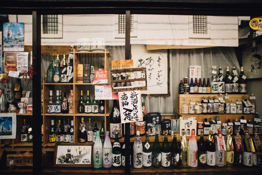 Japanese Sake - All You Need To Know About Nihonshu