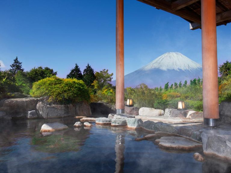Ryokan Japan - Complete Guide to Enjoy A Traditional Stay [2025]