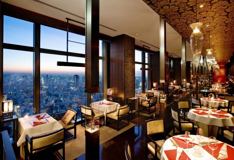 The 10 Best Rooftop Bars In Tokyo With An AMAZING View!