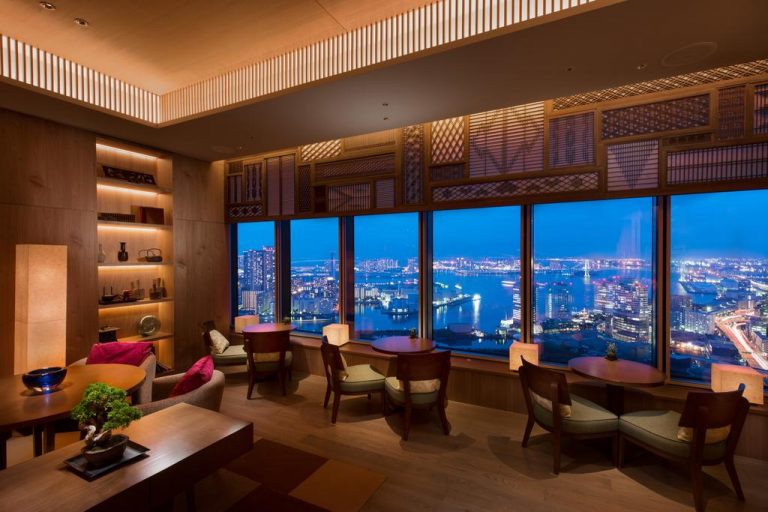 The 10 Best Rooftop Bars In Tokyo With An AMAZING View!