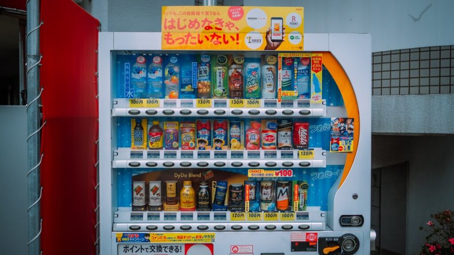 10 Surprising & Unusual Facts About Japanese Vending Machines
