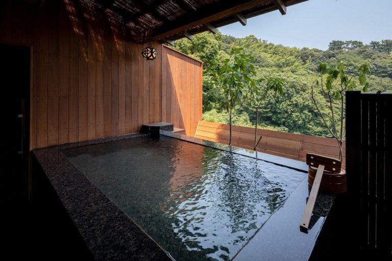 Atami Japan - Visit This Beautiful Seaside City In Shizuoka