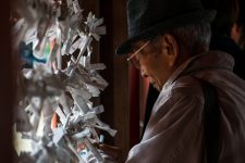 Omikuji - A Comprehensive Guide To These Fortune Telling Slips