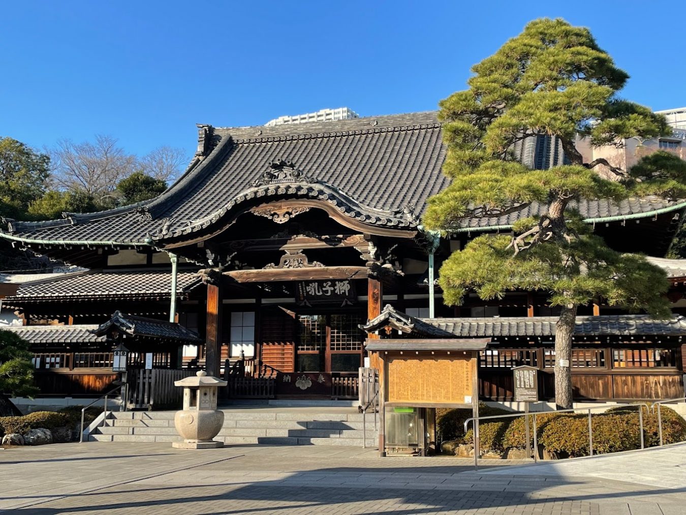 The 15 Most Beautiful Temples and Shrines In Tokyo