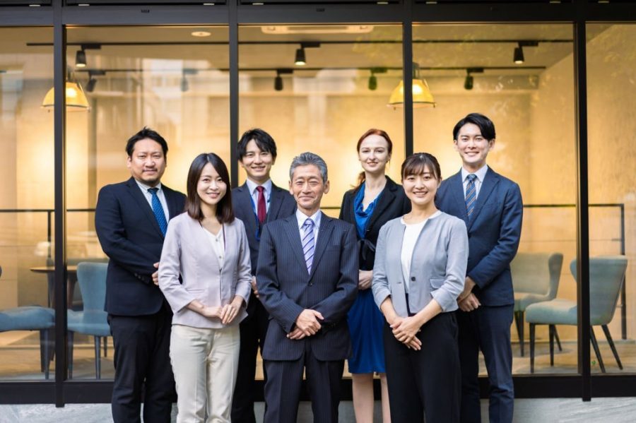 Why Japanese People are so Polite? 10 Reasons [Explained]